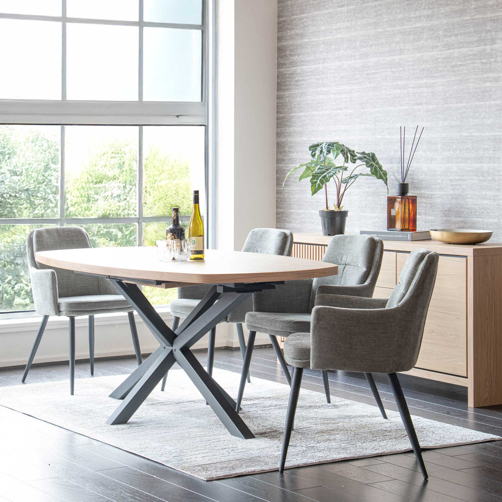 Bergen - 1 Door Showcase Cabinet With LED Lighting