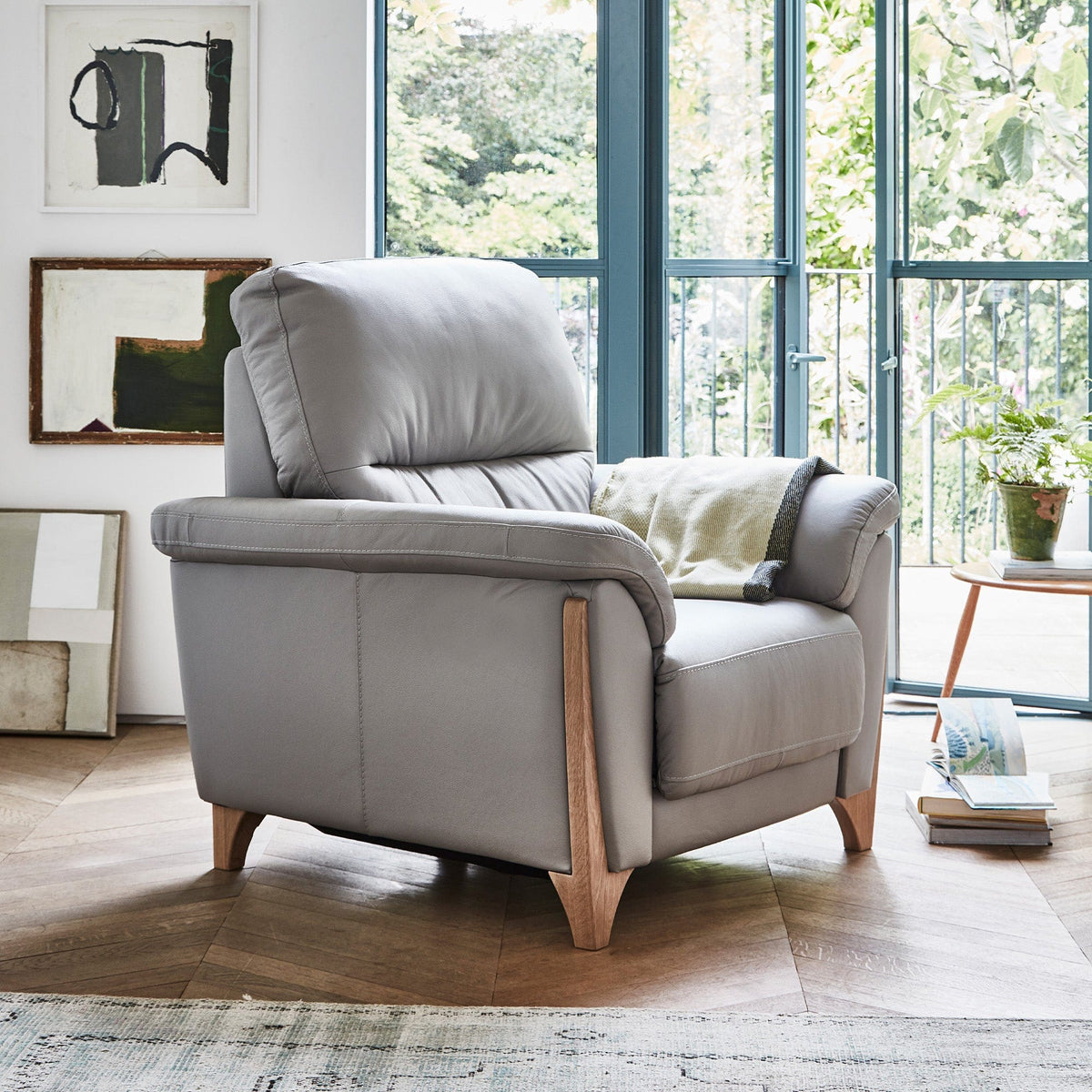 Ercol Furniture | Sofas, Dining, Beds & More